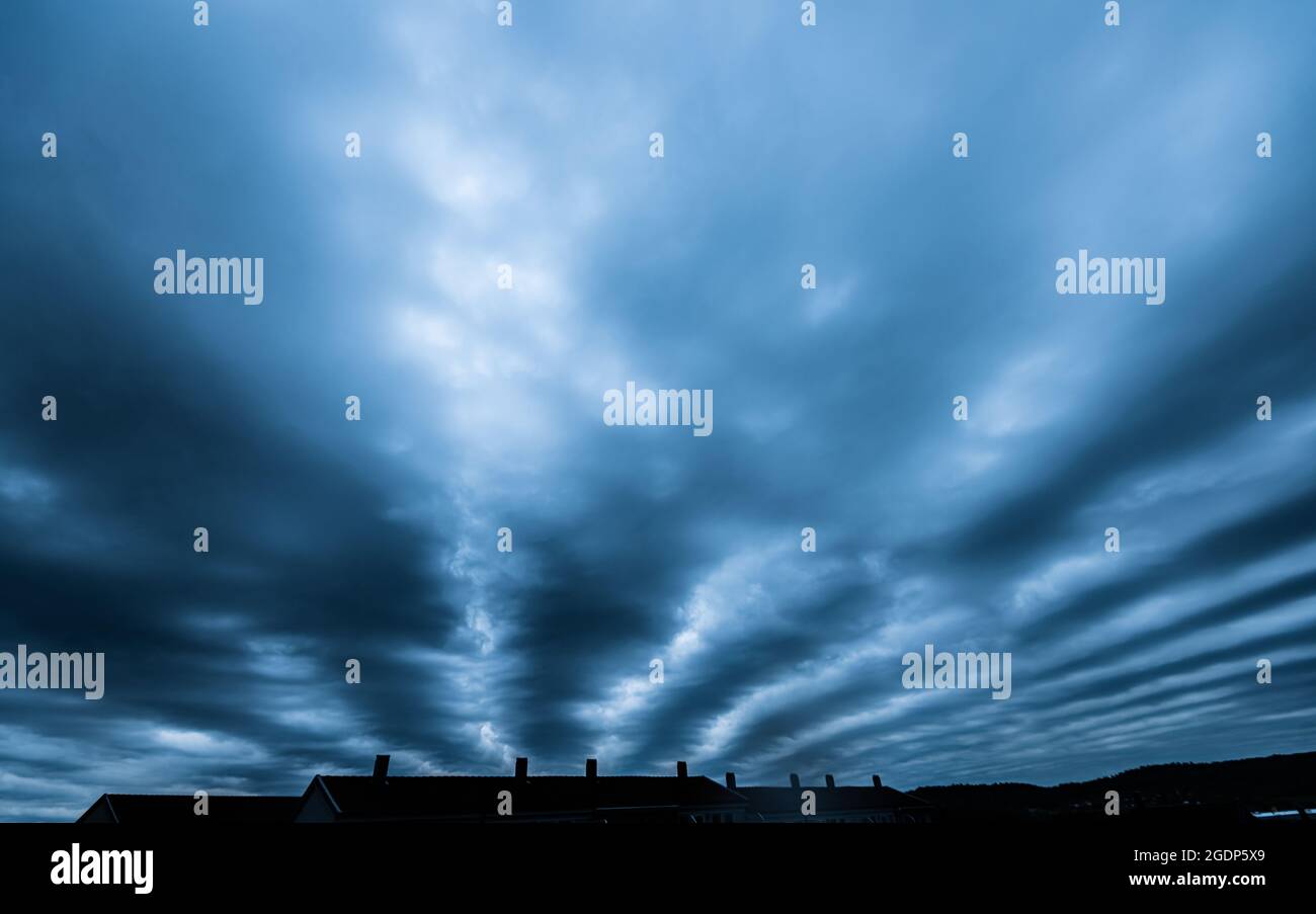 Remnants of rolling arcus clouds Stock Photo - Alamy
