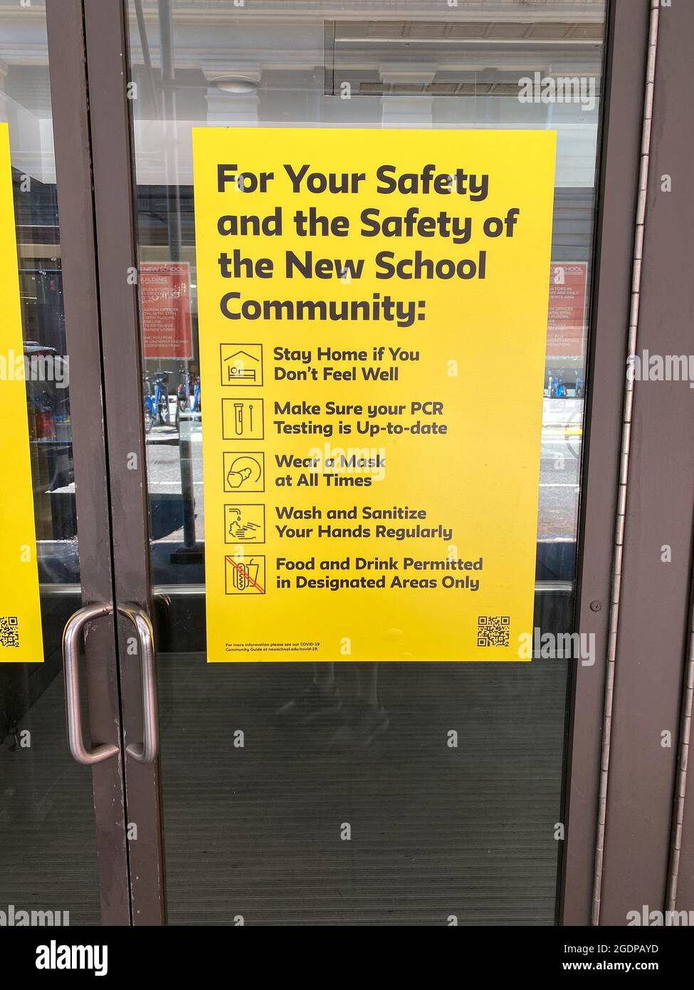 Street warnings hi-res stock photography and images - Alamy