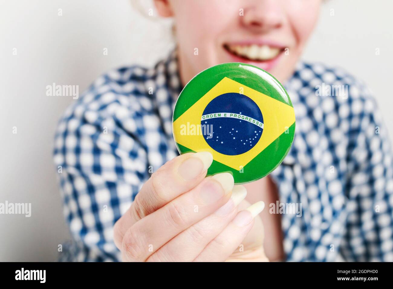 Pin badges flags hi-res stock photography and images - Alamy