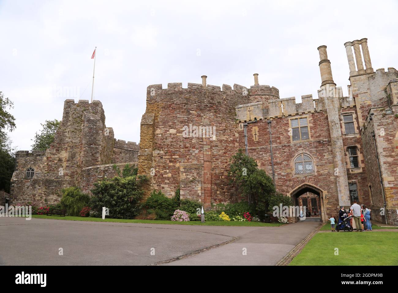 Entrance to Courtyard, Berkeley Castle, Berkeley, Gloucestershire ...