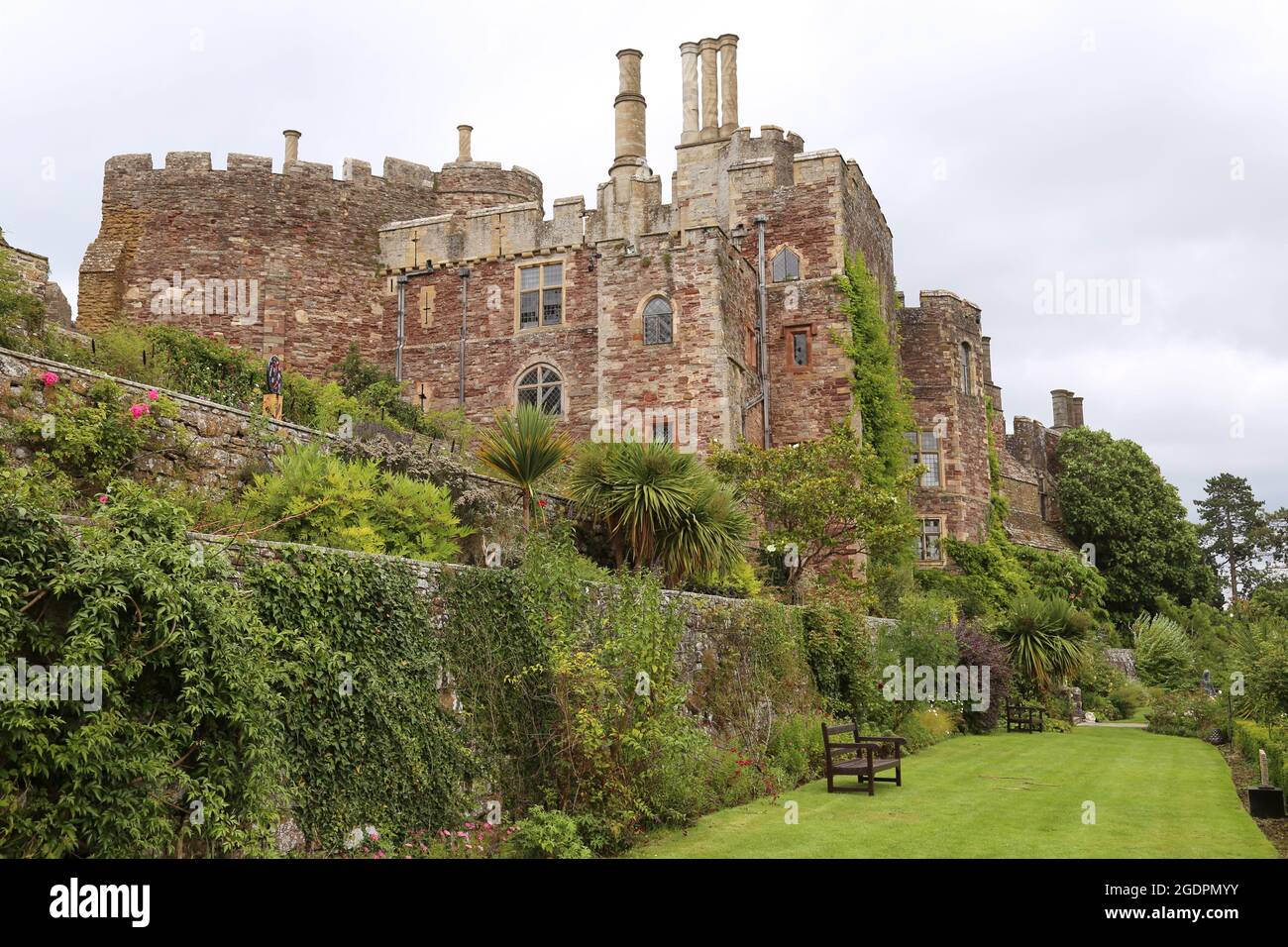 Berkeley Castle, Berkeley, Gloucestershire, England, Great Britain ...