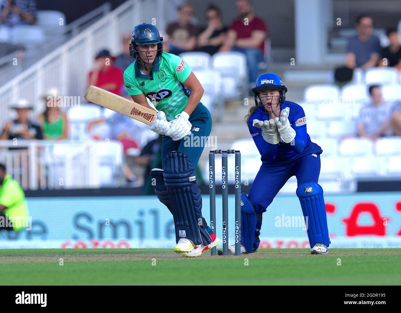14 August, 2021. London, UK. Marizanne Kapp of The Oval Invincibles ...