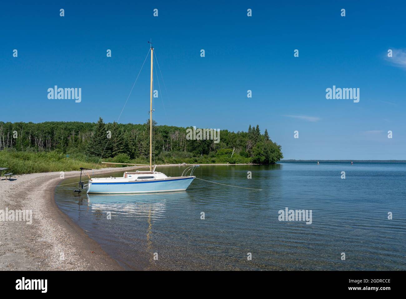 Clear lake manitoba hi-res stock photography and images - Alamy