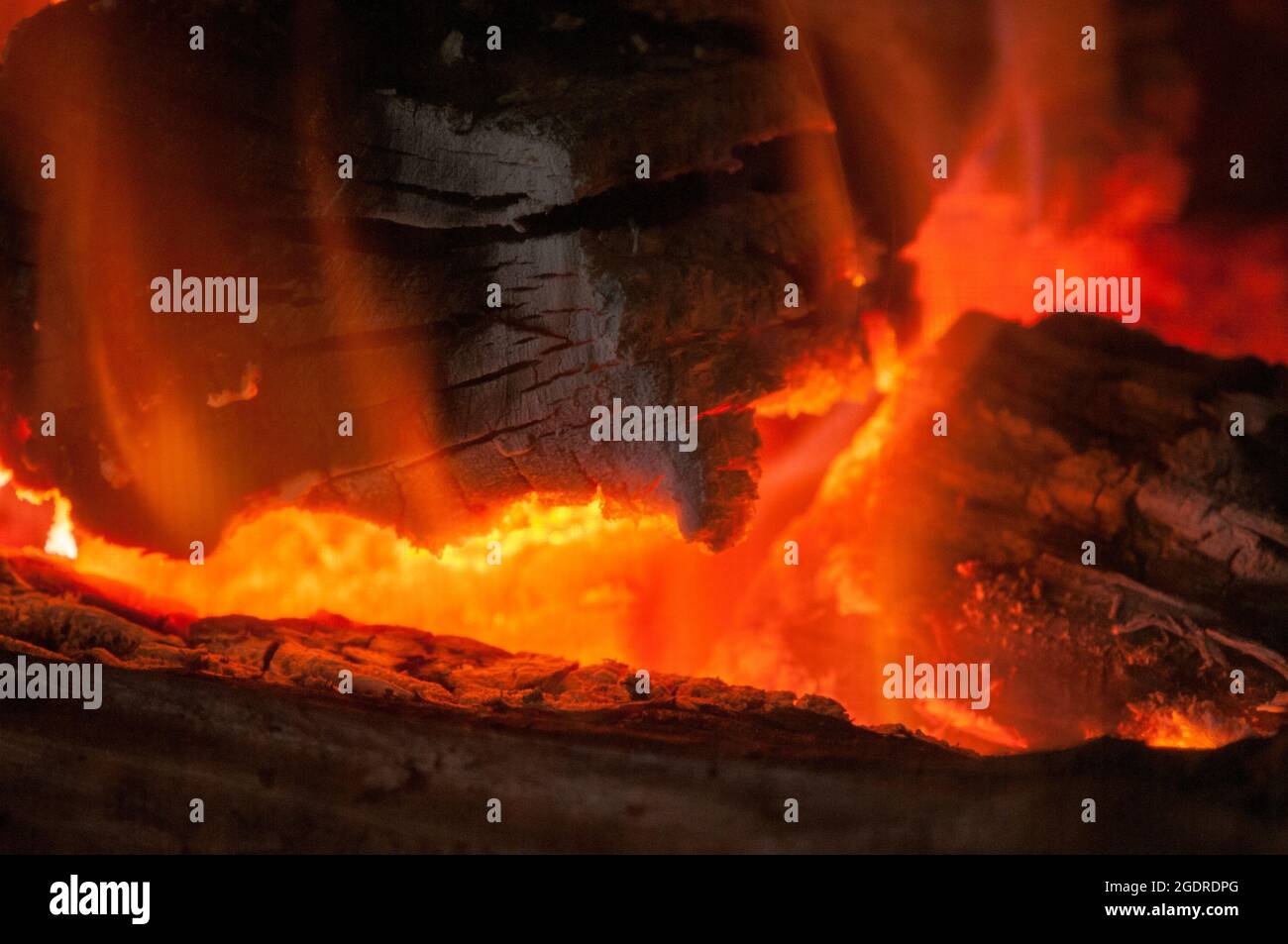 Wood buring hi-res stock photography and images - Alamy