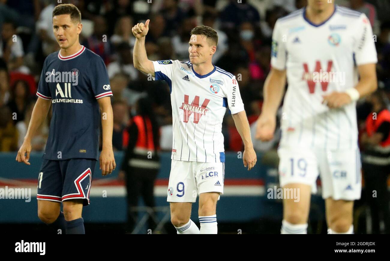 Kevin Gameiro of Strasbourg celebrates his goal during the French ...