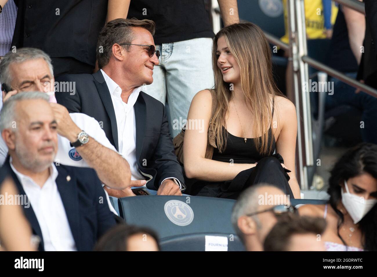 Benjamin Castaldi and a friend during the Ligue 1 Uber Eats match ...