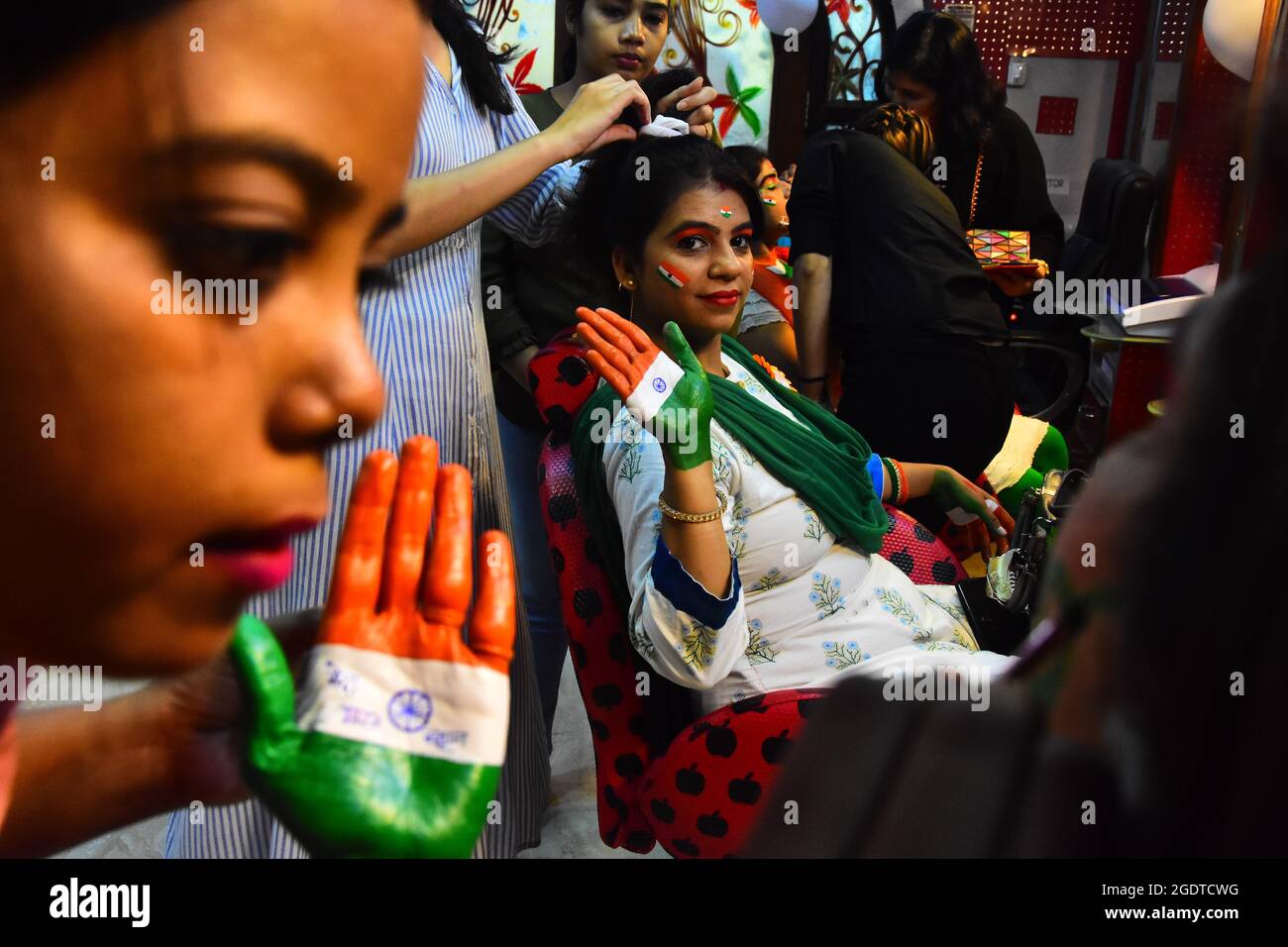 Tricolour face paint hi-res stock photography and images - Alamy