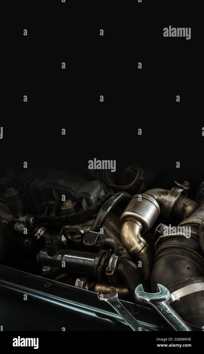 Repair vertical hi-res stock photography and images - Alamy