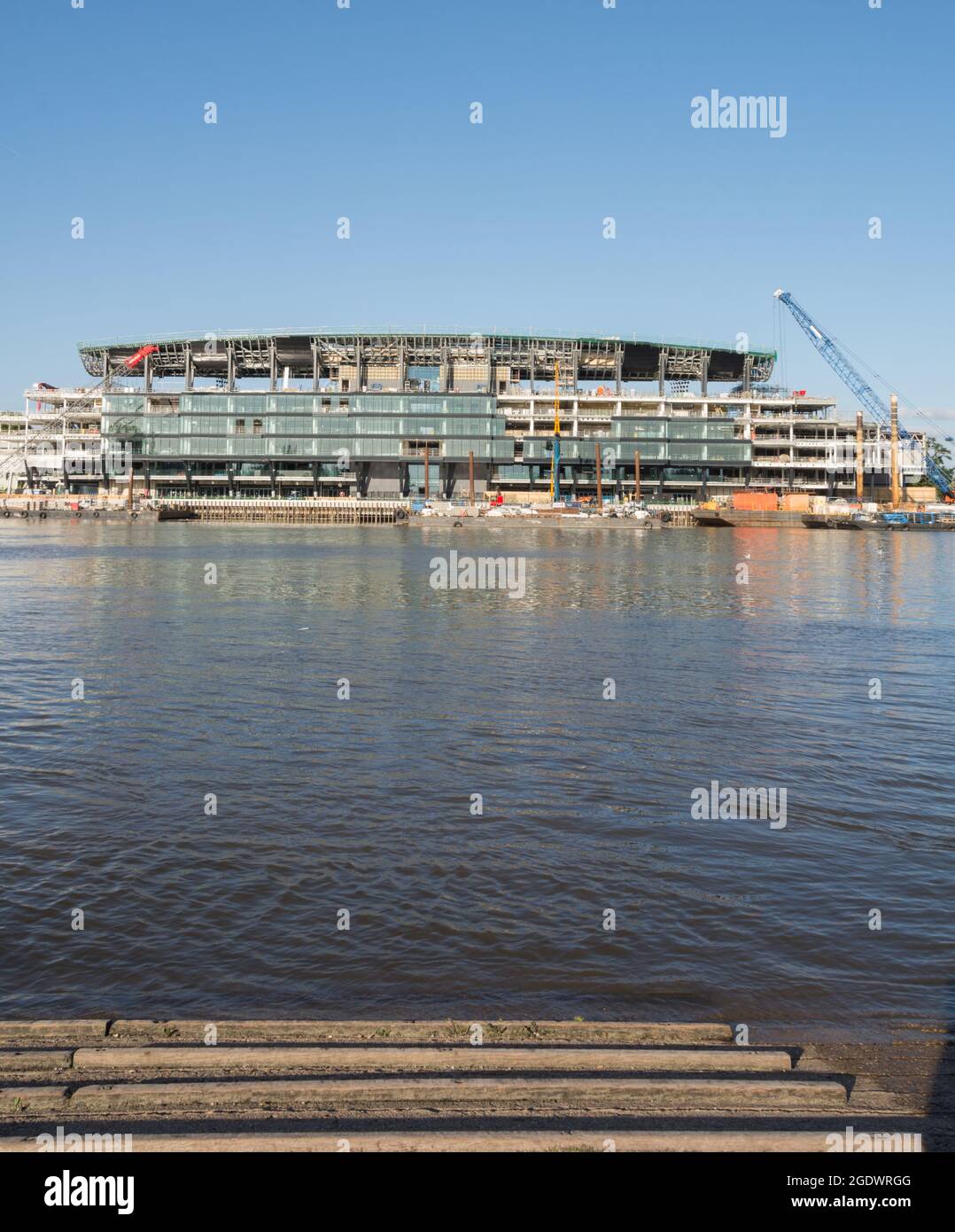 Fulham riverside stand hi-res stock photography and images - Alamy
