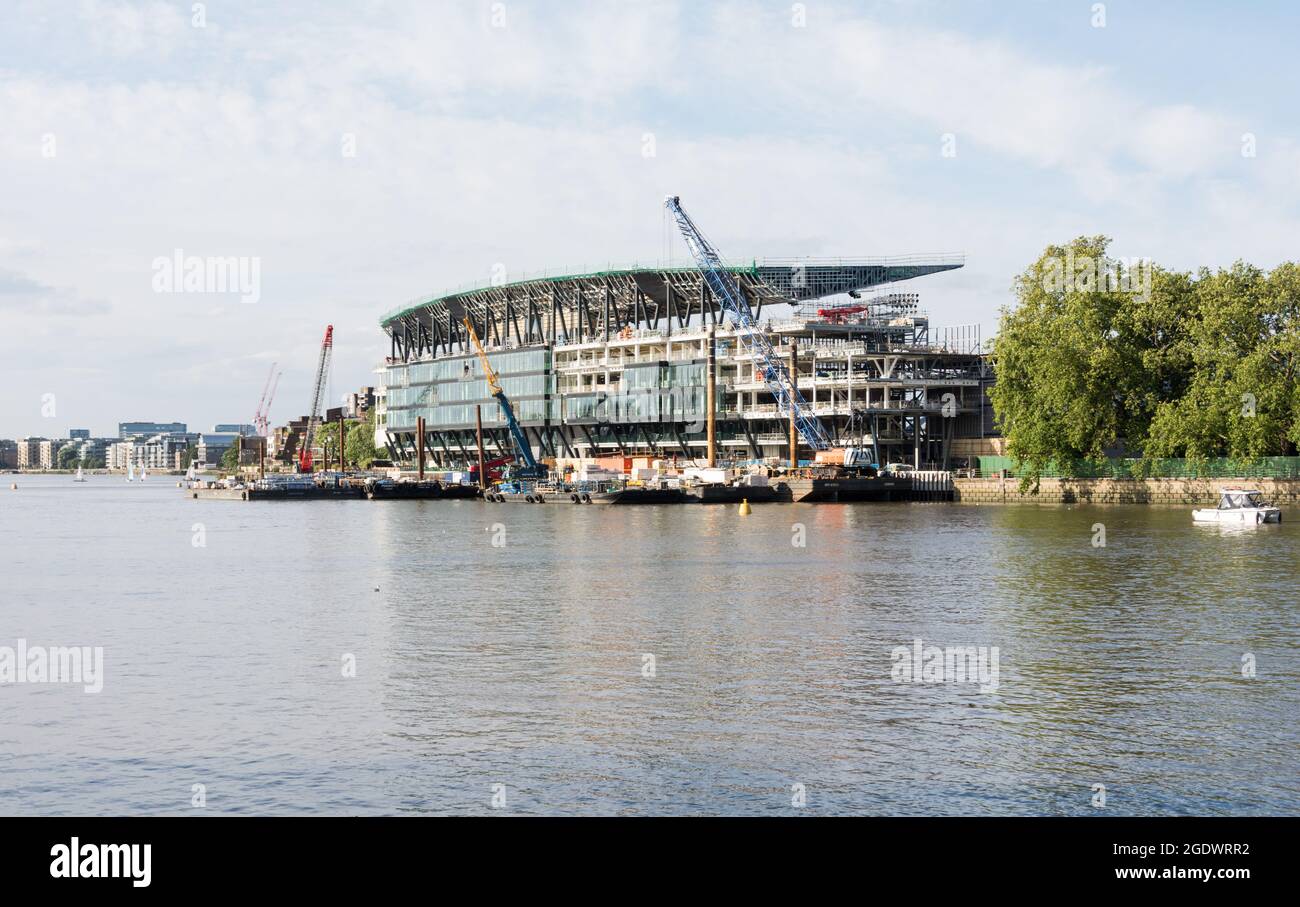The riverside stand at craven cottage hi-res stock photography and ...
