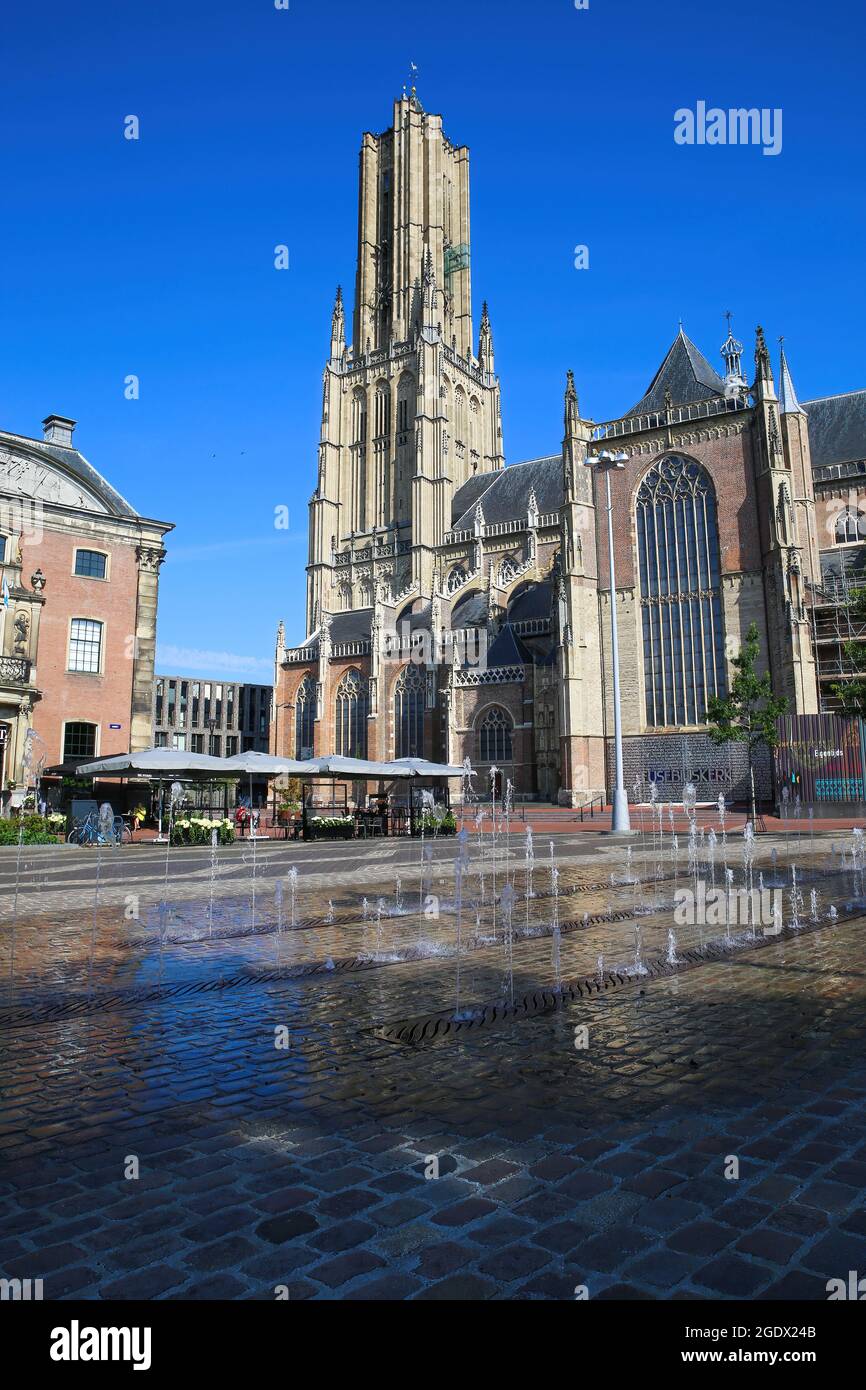 Kerkplein hi-res stock photography and images - Alamy