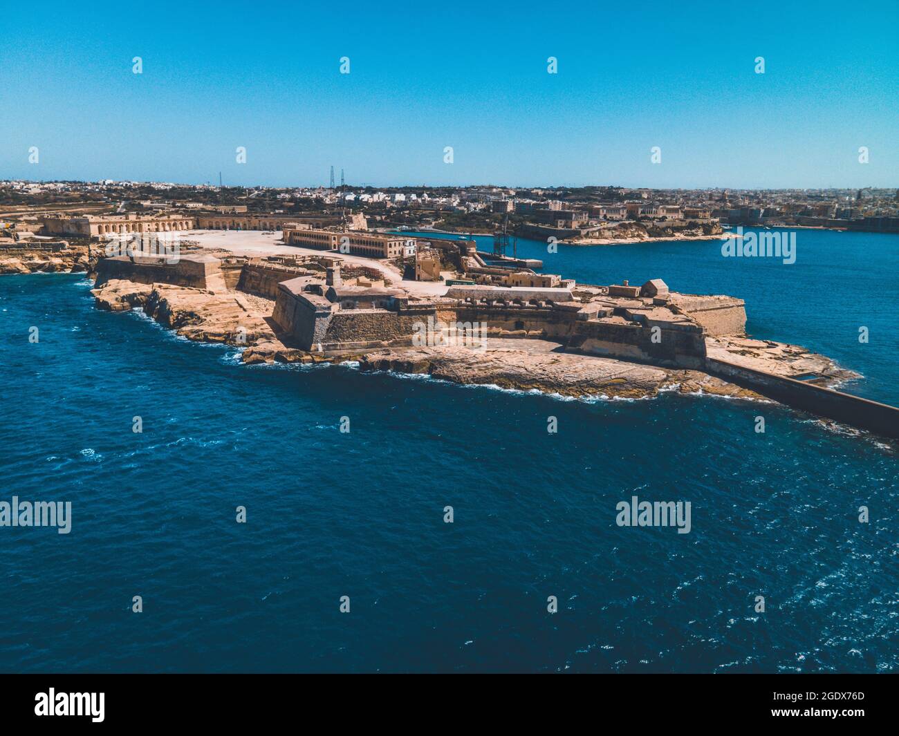 Fort Ricasoli in the Maltese capital of Valletta Stock Photo - Alamy