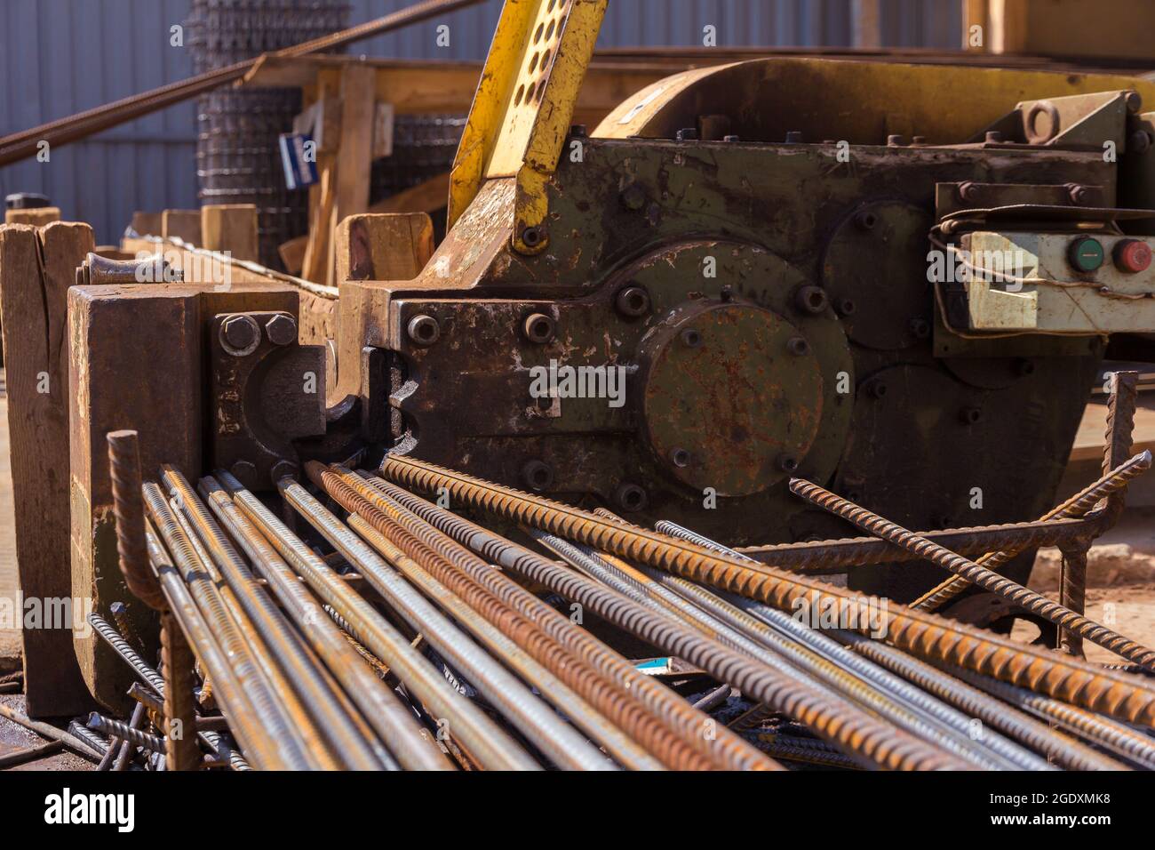 Reinforcing steel exterior hi-res stock photography and images - Alamy