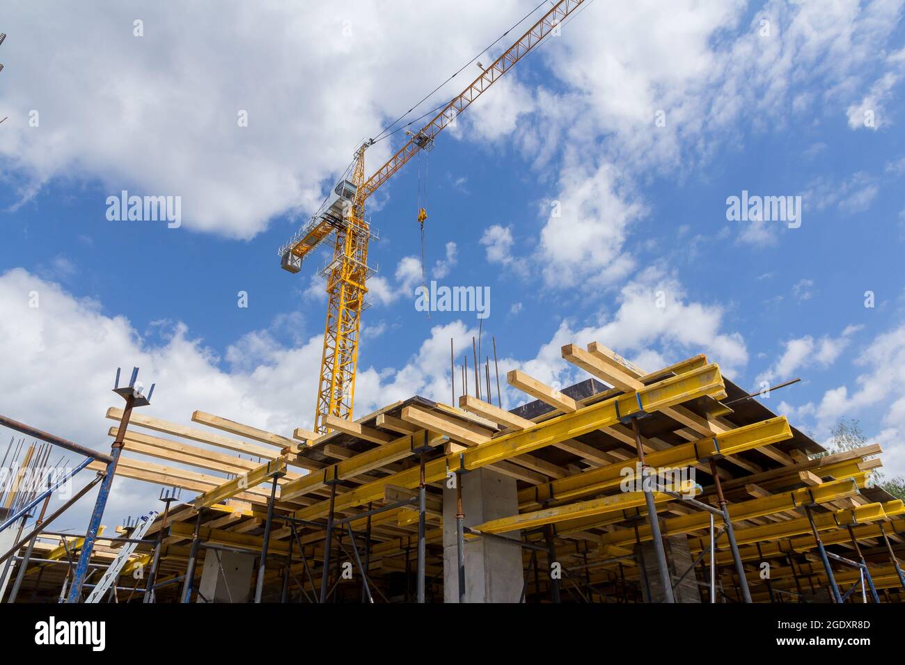 Formwork for monolithic construction. Building construction on ...