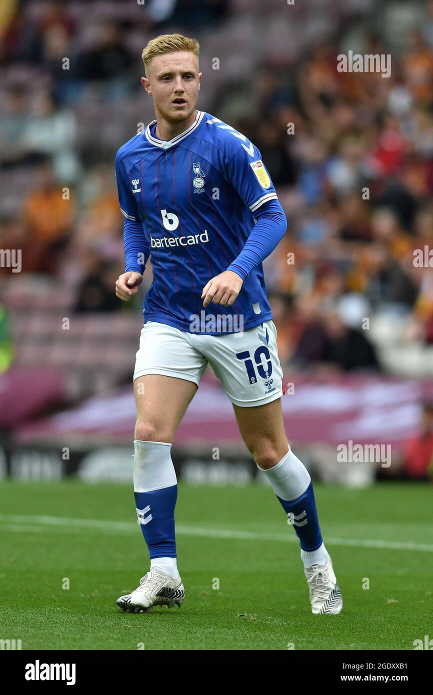 BRADFORD, UK. AUGUST 14TH Oldham Athletic's Davis Keillor-Dunn during ...