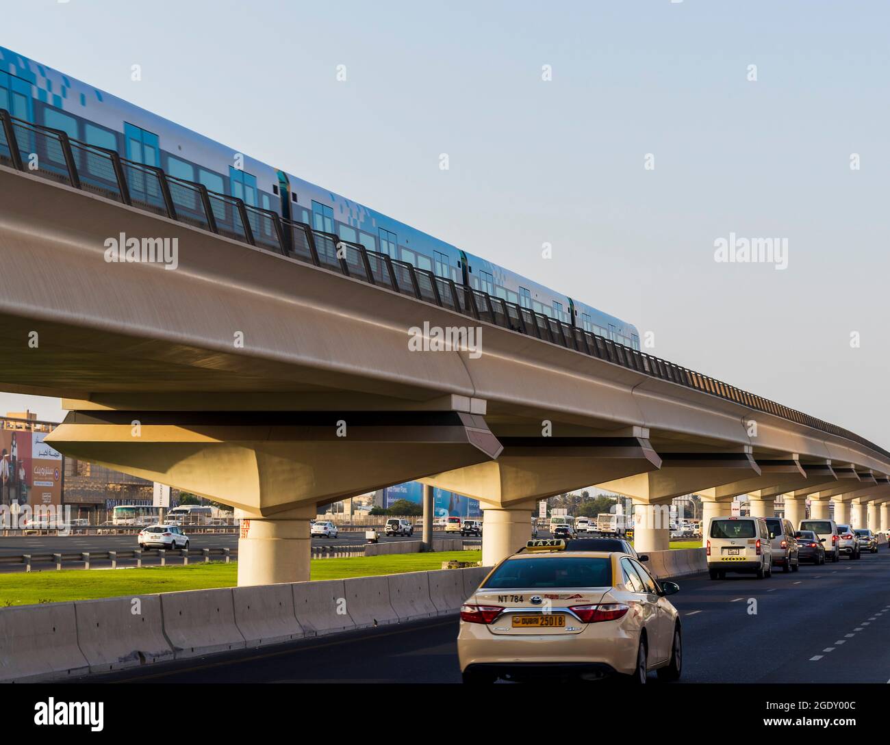 Dubai metro train trains hi-res stock photography and images - Alamy