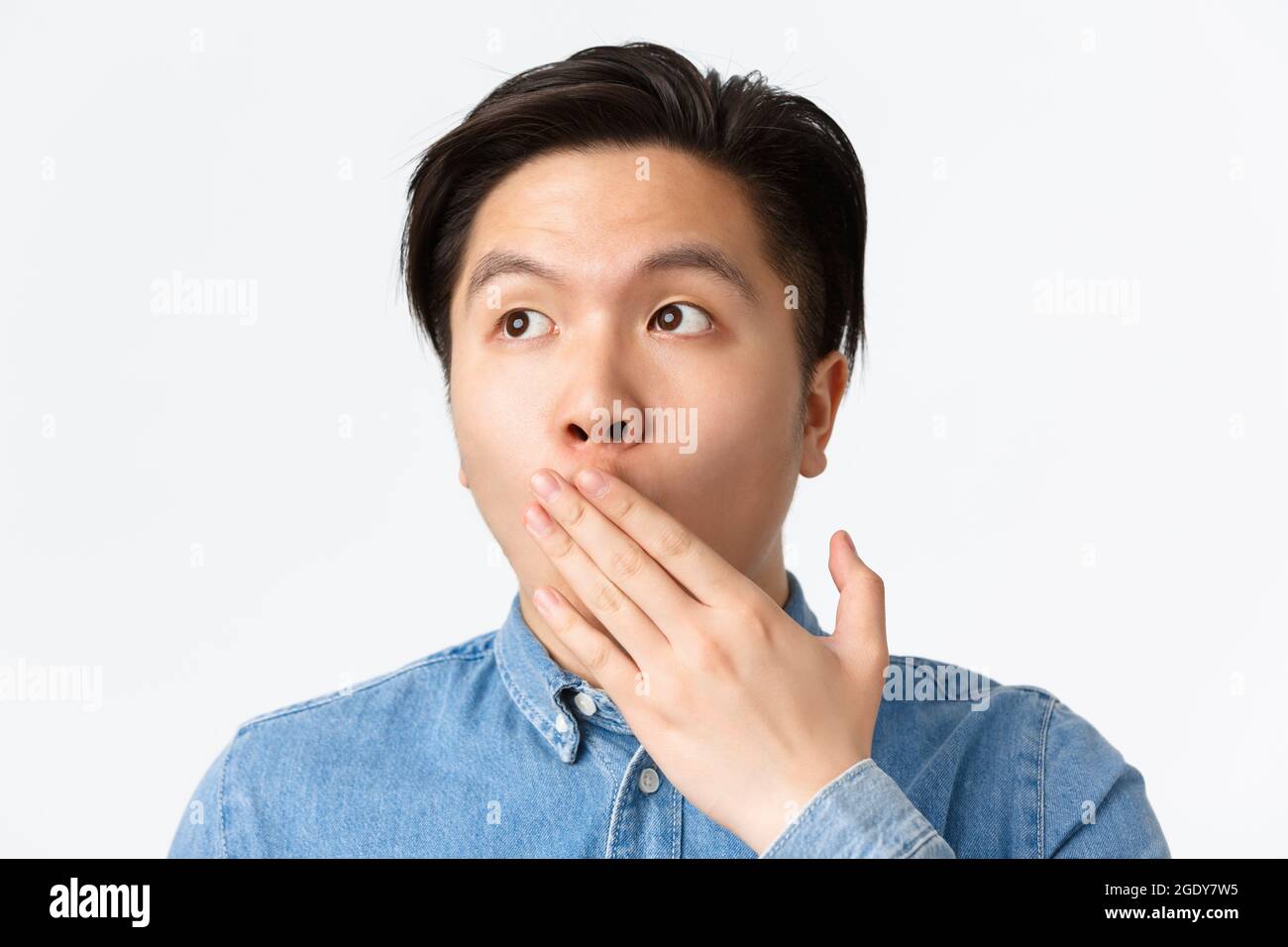 Impressed shocked looking japanese man hi-res stock photography and ...