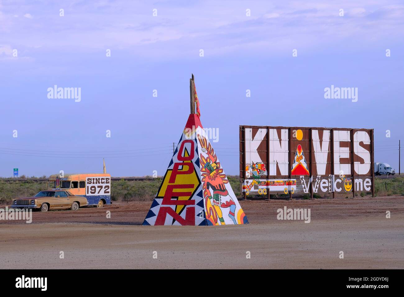 Winslow, Arizona, USA. 12th Aug, 2021. Trading post on Highway 77 ...