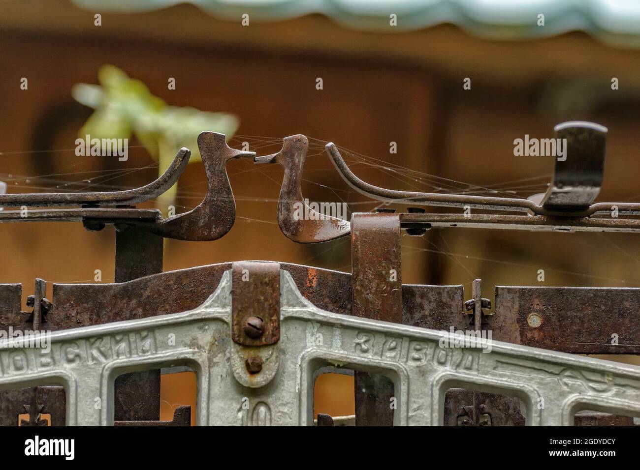 Equal arm scales hi-res stock photography and images - Alamy