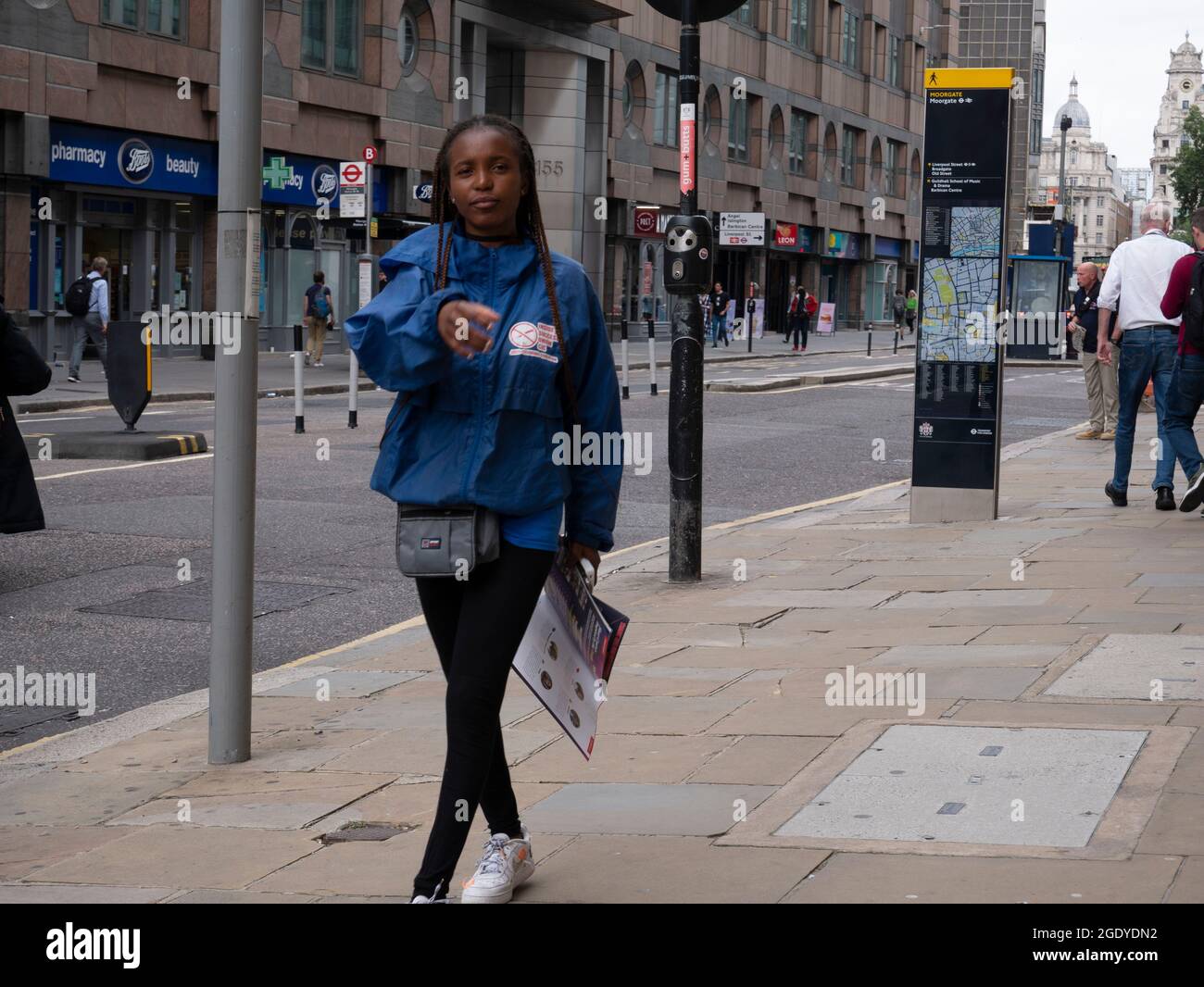 Inside success charity magazine hi-res stock photography and images - Alamy