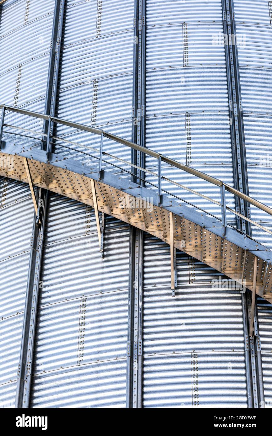Grain silo ladder hi-res stock photography and images - Alamy