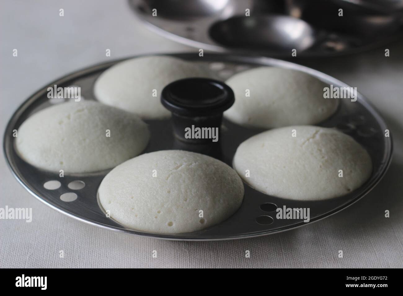 Idly shape idly mould hi-res stock photography and images - Alamy