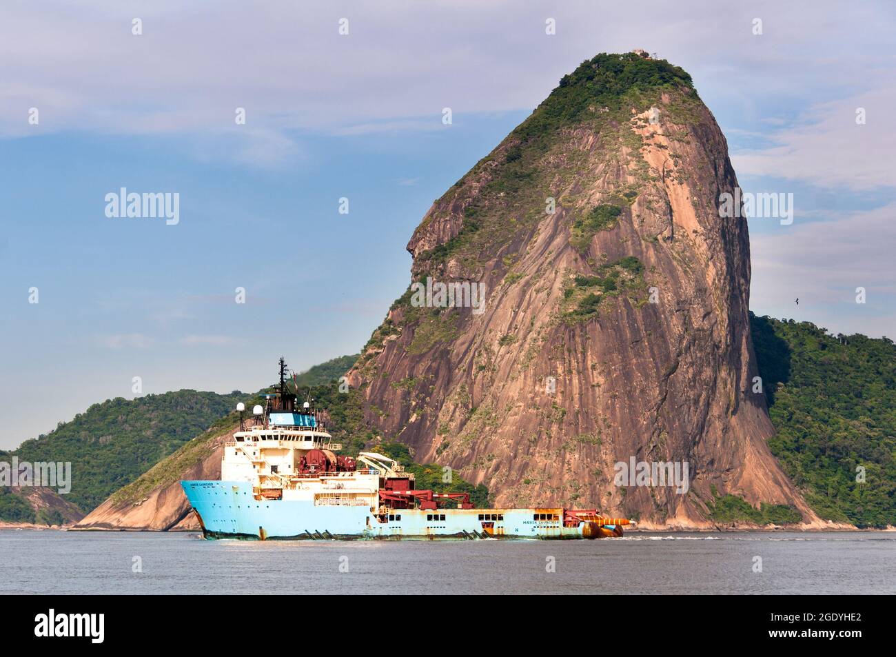 RIO, BRAZIL - FEBRUARY 26, 2016: Maersk Launcher in Guanabara bay ...