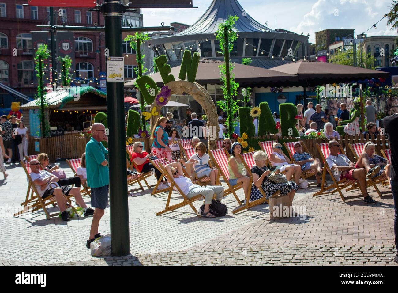 Bournemouth square hi-res stock photography and images - Alamy