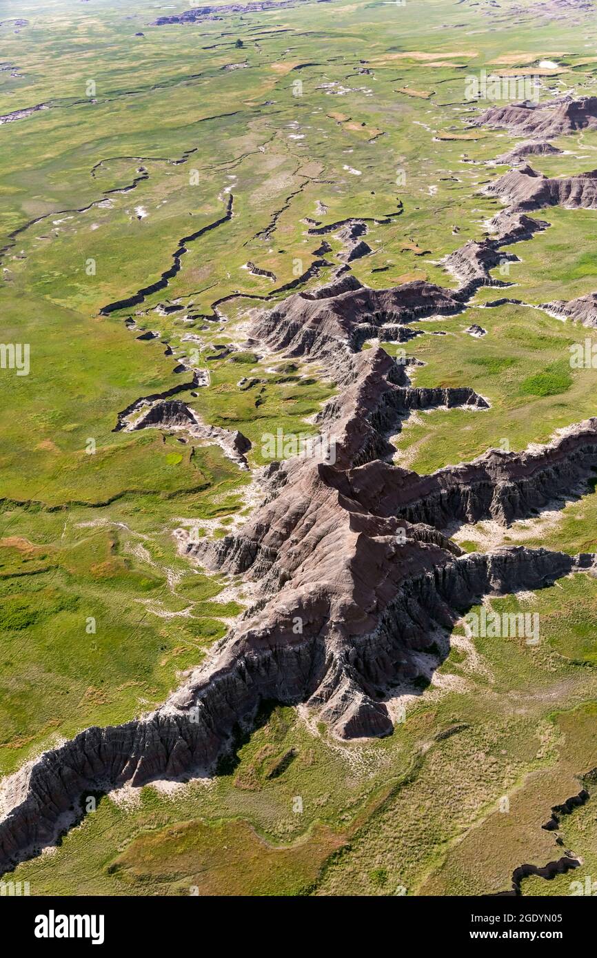 SD00479-00....SOUTH DAKOTA - Badlands National Park from the air in a ...