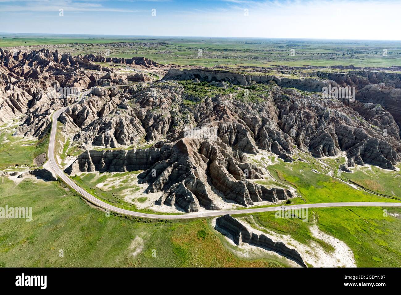 SD00481-00....SOUTH DAKOTA - Badlands National Park from the air during ...