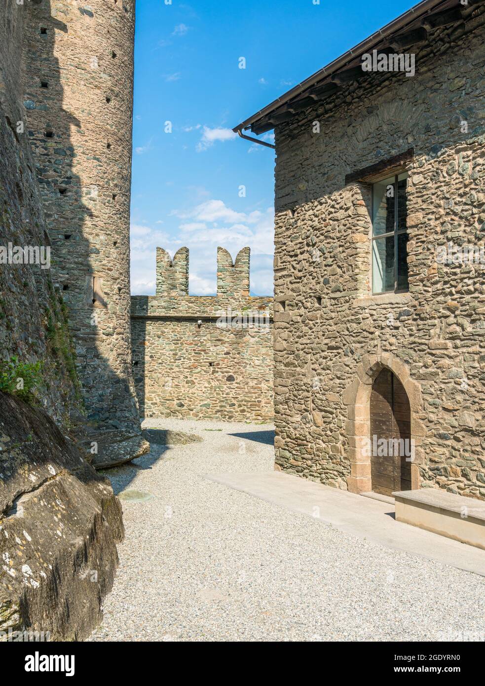 Fenis Castle, famous and well preserved medieval fortress in Aosta ...