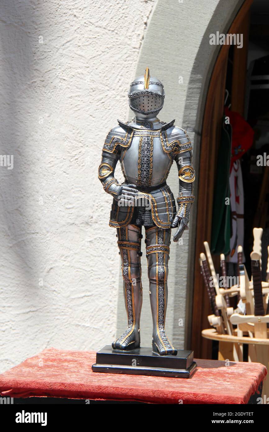 Medieval market miniature hi-res stock photography and images - Alamy