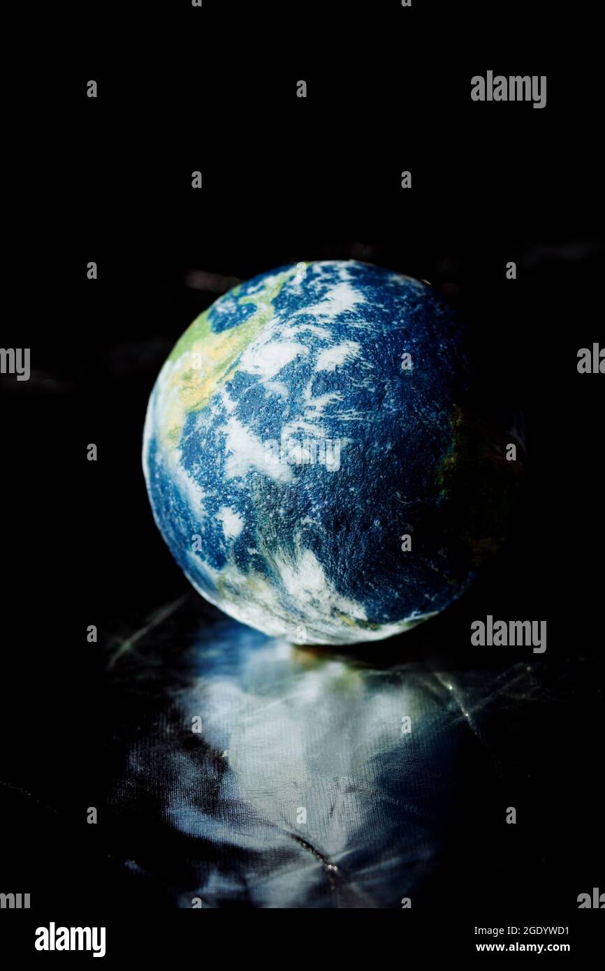 model of the earth. layout of the planet earth Stock Photo - Alamy