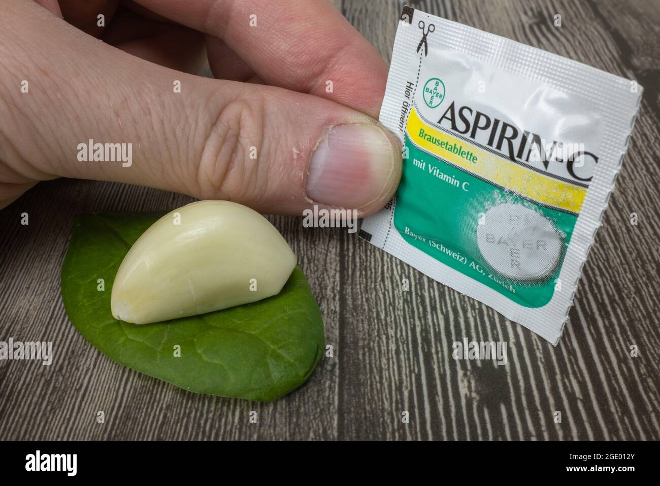 Bayer aspirin editorial hi-res stock photography and images - Alamy