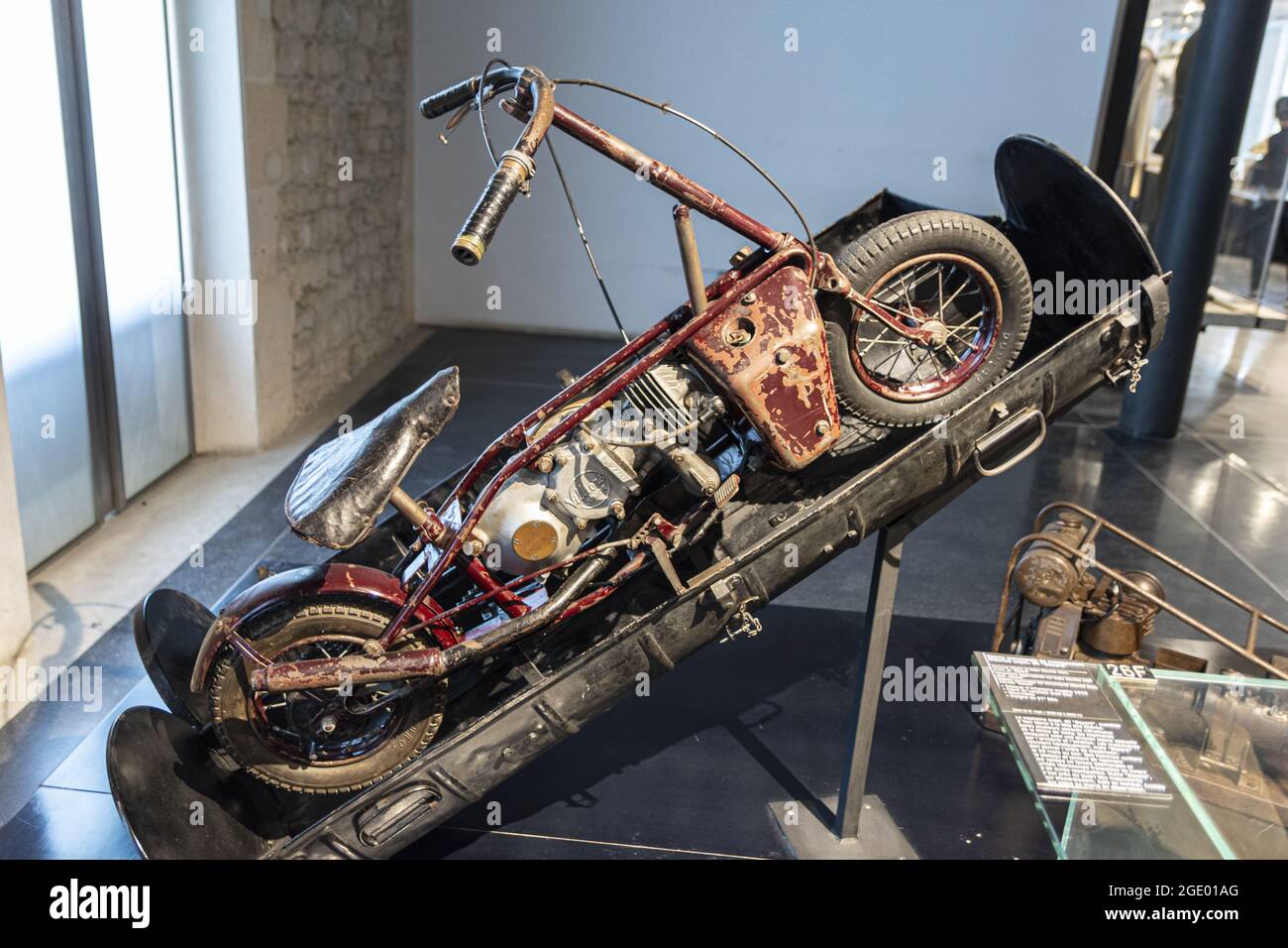 Classic motor launch hi-res stock photography and images - Alamy