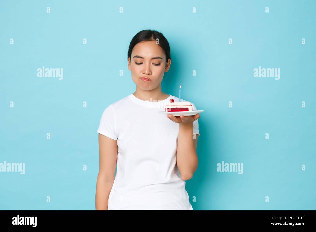 Disappointed girl birthday party hi-res stock photography and images ...