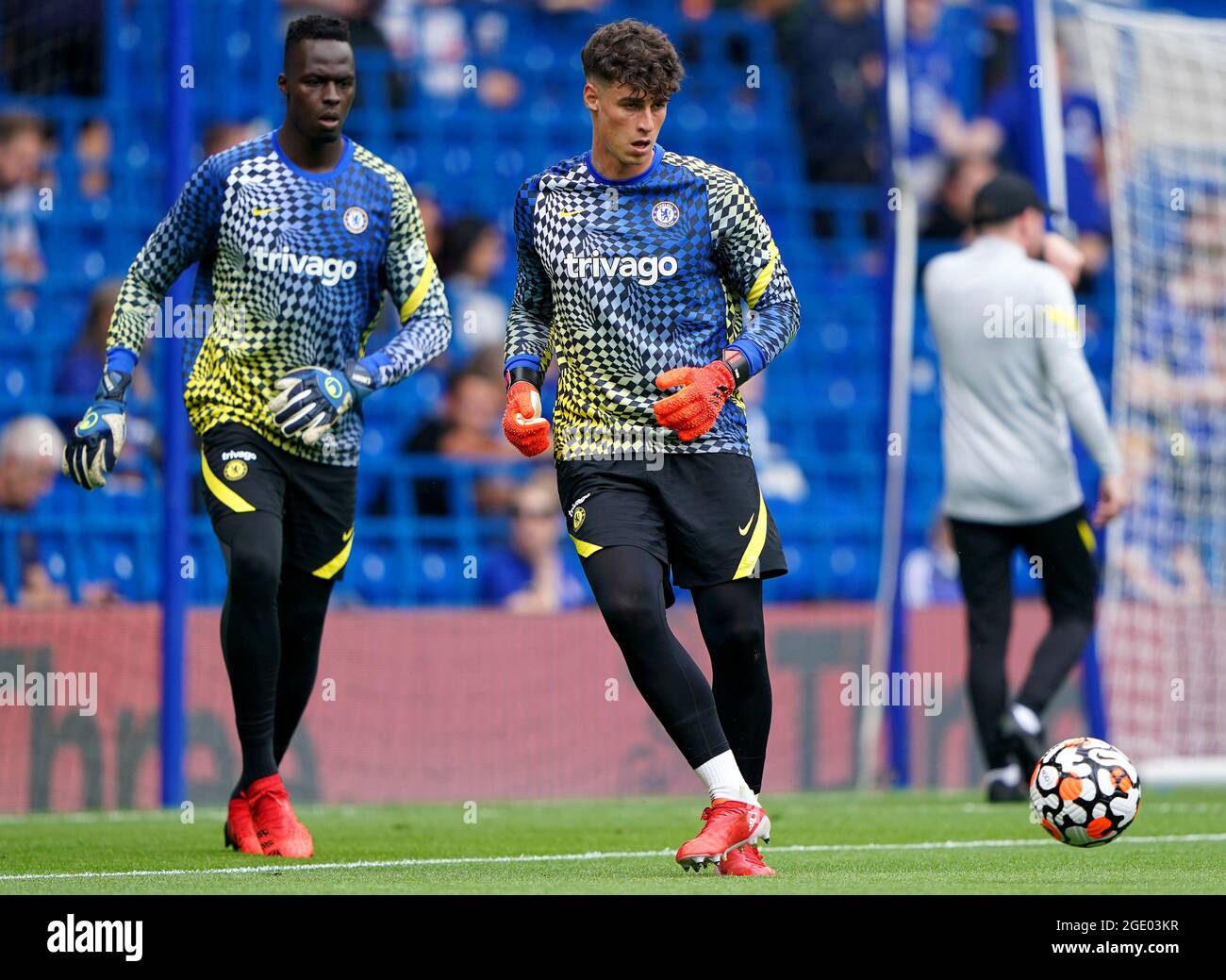 Chelsea goalkeepers kepa arrizabalaga hi-res stock photography and ...