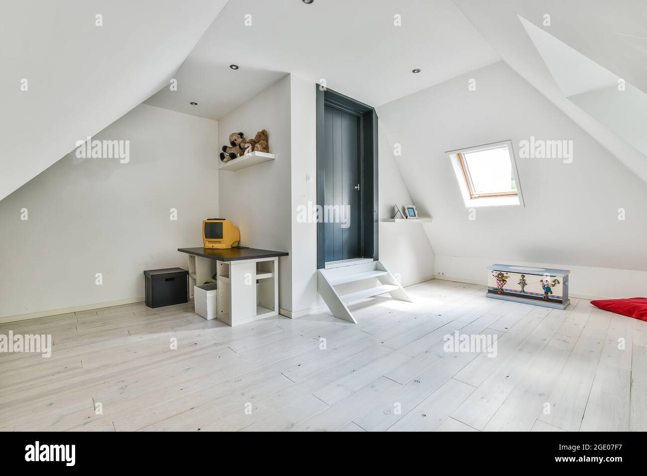 Bright interior design of a luxury house Stock Photo - Alamy