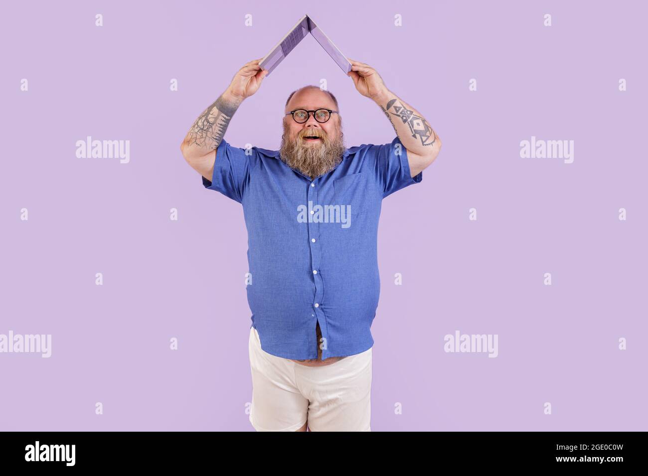 Fat man computer hi-res stock photography and images - Alamy
