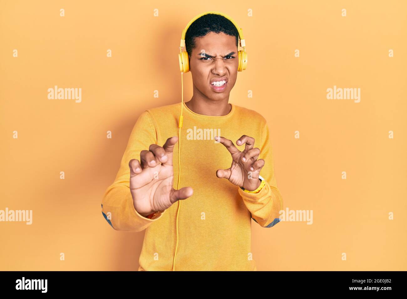 Listen disgusting hi-res stock photography and images - Alamy