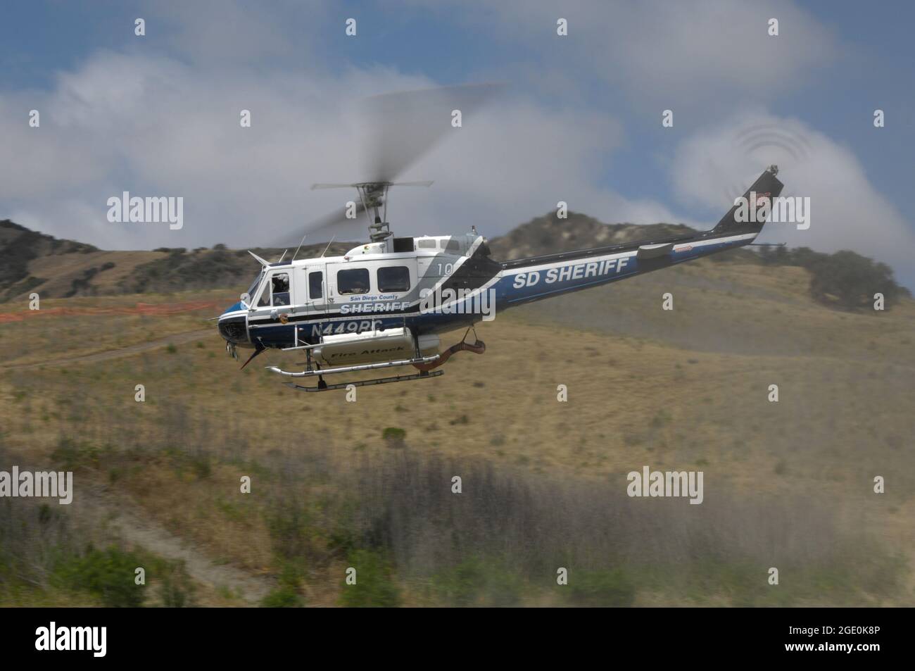 Sheriffs rescue copter hi-res stock photography and images - Alamy