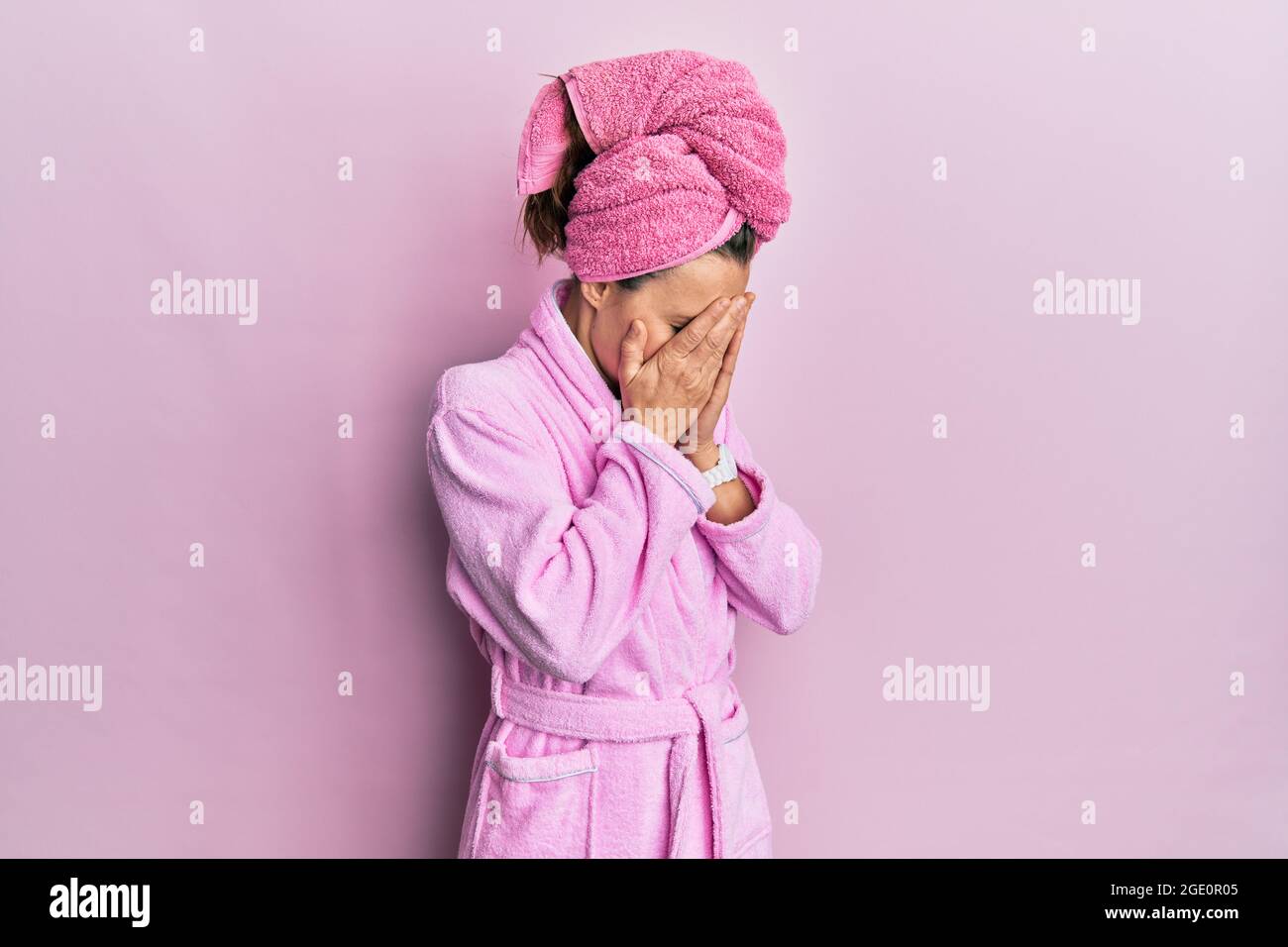 Woman Towel Shy High Resolution Stock Photography and Images - Alamy
