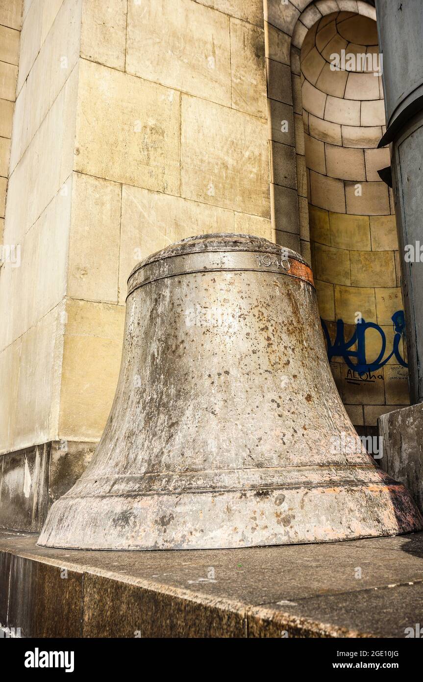 WARSAW, POLAND - Nov 23, 2016: The Club Mirage entrance in the palace ...