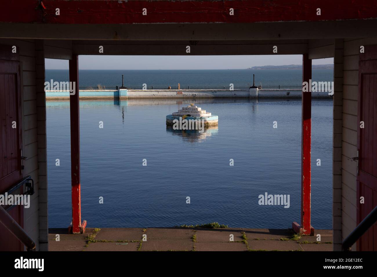 Ravensgate Arms-by-the-Sea, Ramsgate Boating Pool, Ramsgate Kent ...
