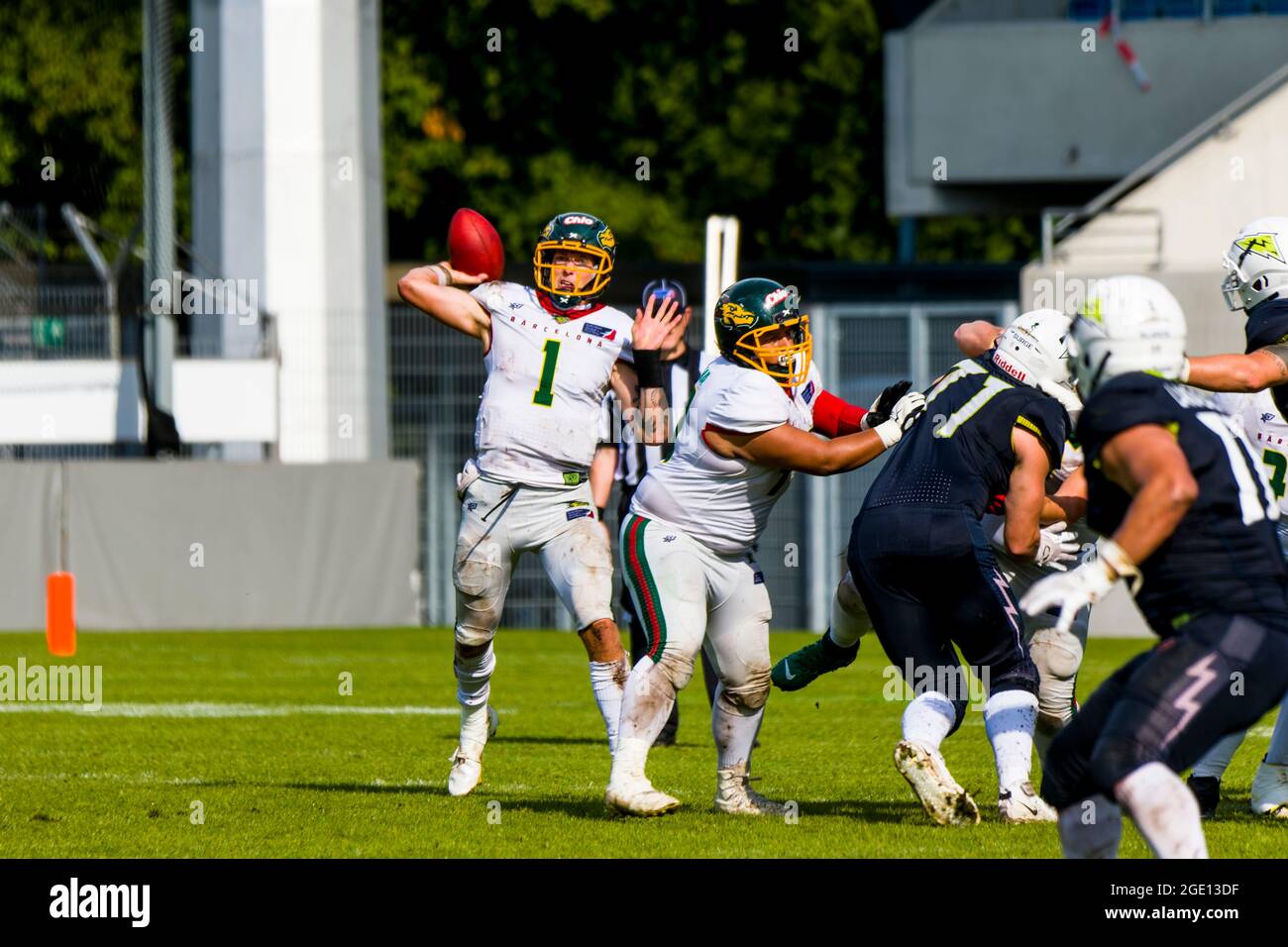 Zach edwards hi-res stock photography and images - Alamy