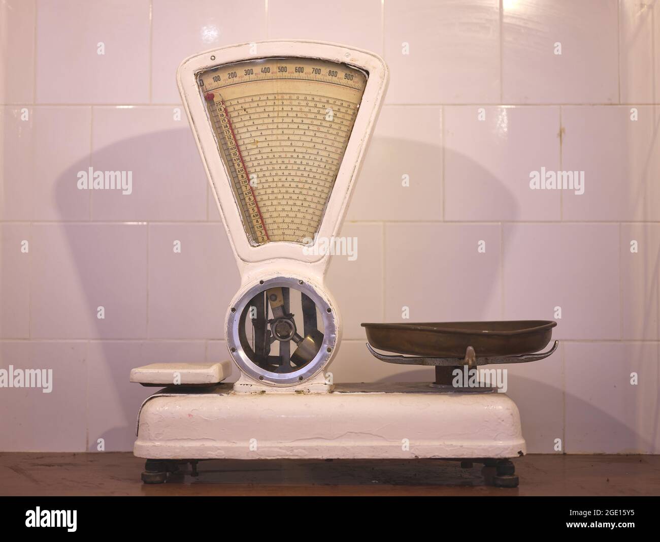 White tile wall food hi-res stock photography and images - Alamy