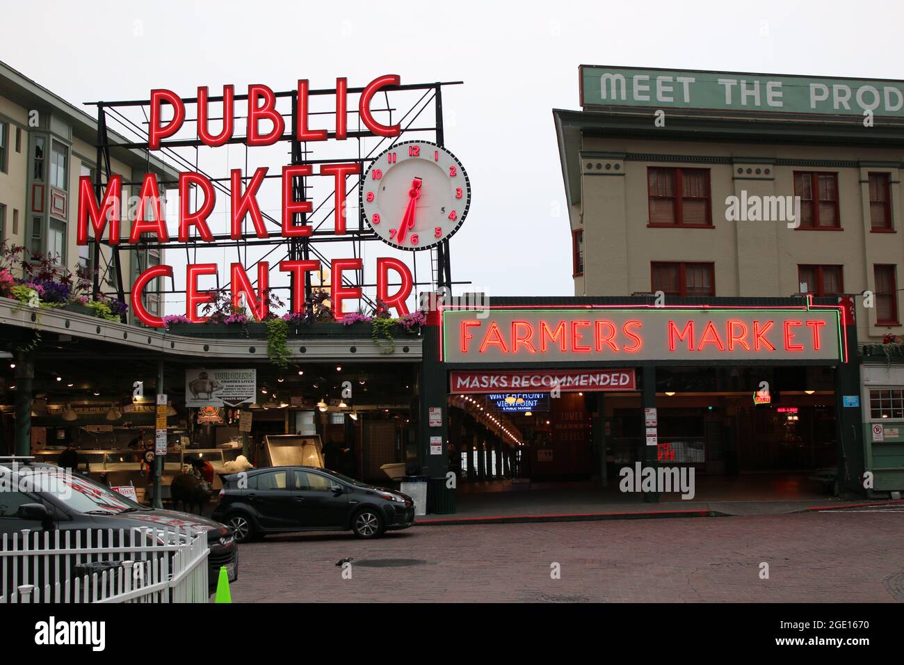 Pike's Public Market in Seattle, Washington Stock Photo - Alamy