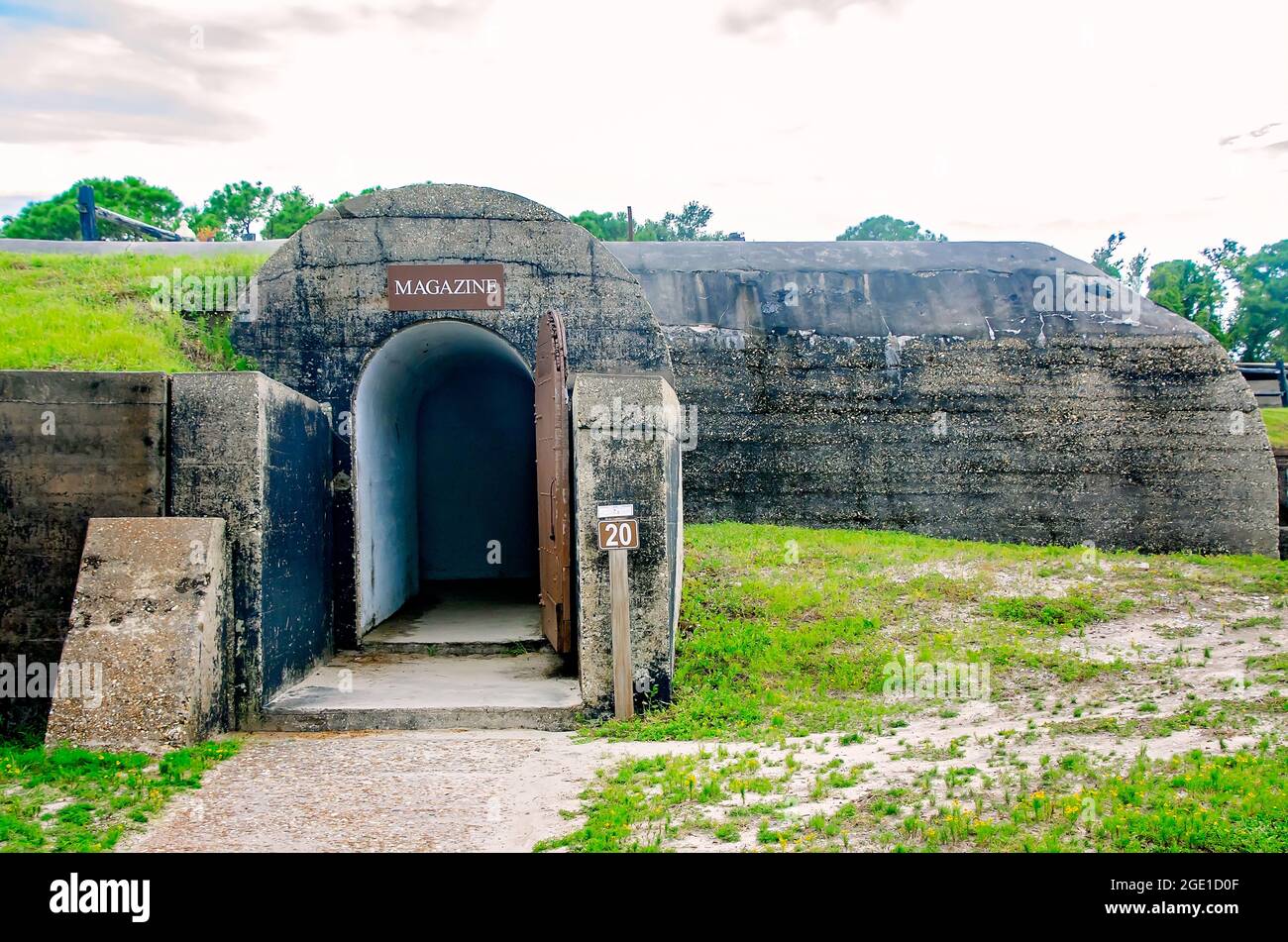 Fort gaines magazine hi-res stock photography and images - Alamy