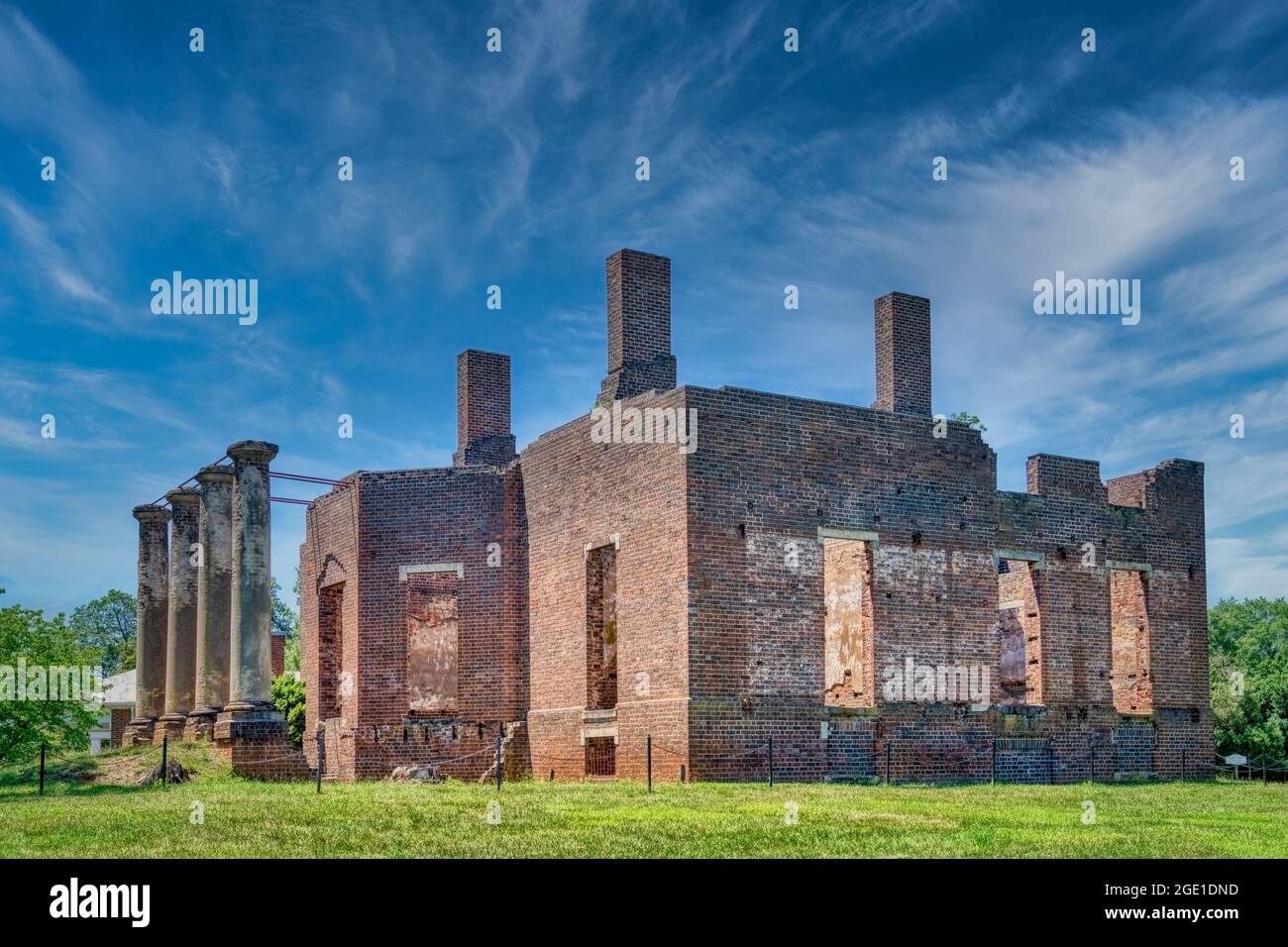 The front of the Barboursville Ruins Plantation Mansion designed by ...
