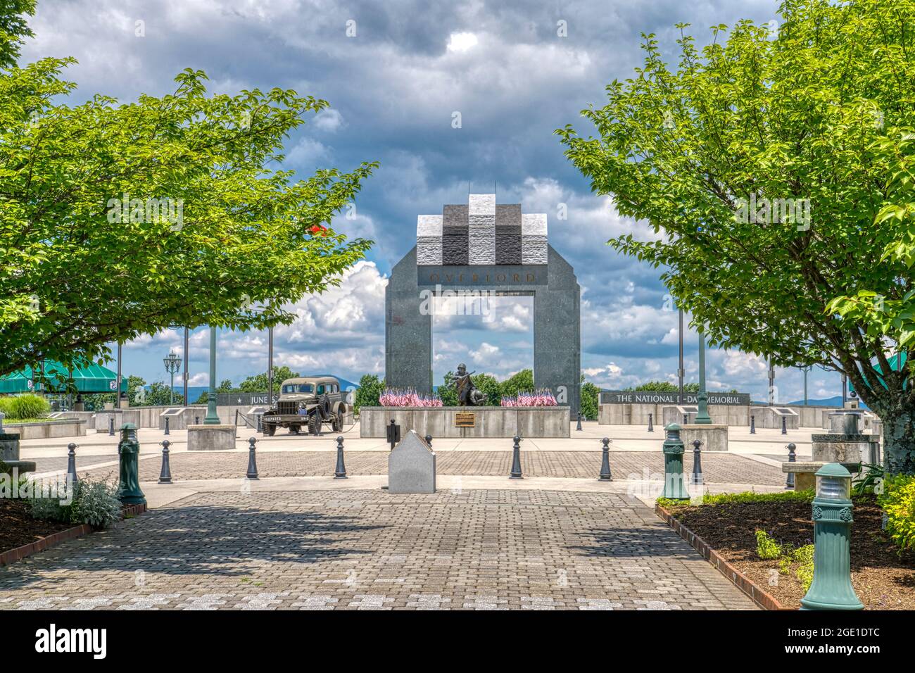 Robey w estes plaza hi-res stock photography and images - Alamy